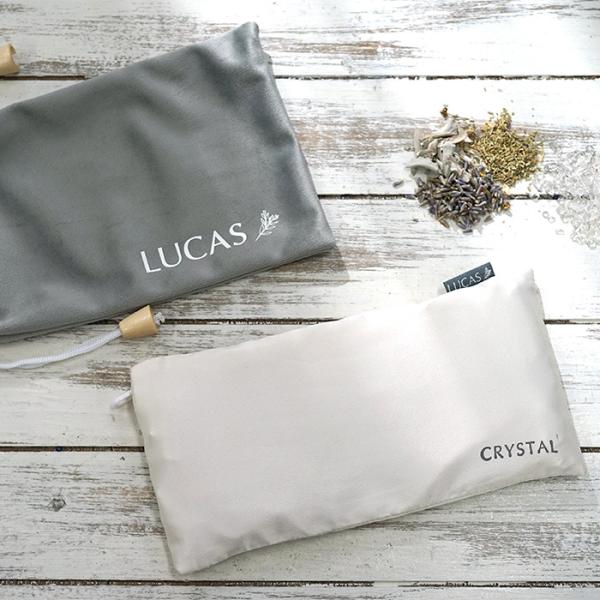 【スマートフォンの場合は「もっと見る」から詳しい情報をご覧ください】◇Sukha Eye Pillow 天然石＆ハーバルアイピロー「スカ（Sukha）」とは、サンスクリット語で「心地よさ」「幸福感」を意味し、その名の通り、そっと目元を包み込...