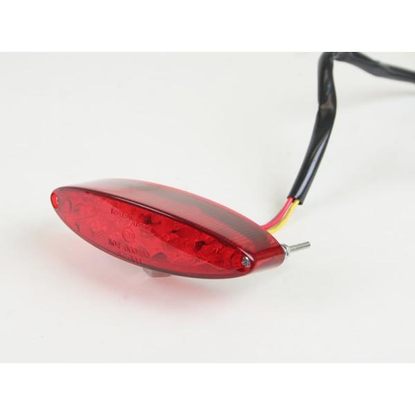 YB125SP専用LEDオーバルテール　レッドレンズです。※単体では純正のテールに取り付けできません。　弊社販売のフェンダーレスキットを推奨致します。（他社のフェンダーレスキットに取り付けする際、加工が必要になる場合があります）