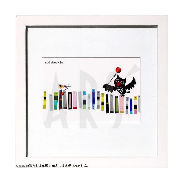 【商品名】コロボックル アートパネル アートフレーム付 壁掛け 床置き兼用【人物説明】たちもとみちこはグラフィックデザイン、イラストレーションを中心に活動する絵本、クラフト作家です。コロボックルシリーズをはじめ、「子供」をテーマに想像を膨ら...