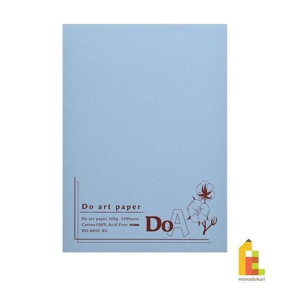 コットン100%を原料にした国産水彩紙です。適度なザラつきのある紙肌です。