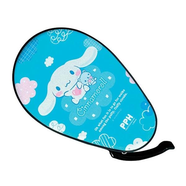 シナモロールのラケットケースが新発売！数量限定品。2本収納可能。サイズ：30cm×19cm×6cm素材表生地：ポリウレタン裏生地：ポリエステル※画像1枚目は表面、2枚目は裏面。