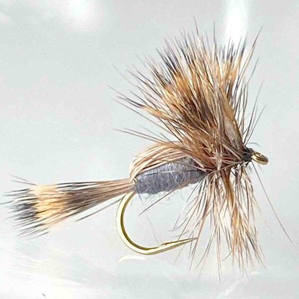 パターン名：ウルフ ハンピータイプ：ドライフライ主な使い方：釣り上がり、ライズ狙いイメージ：水生昆虫 陸生昆虫 蛾対応フック：バーブレス（返しなし） バーブド（返しあり）サイズ #10 #12 #14 #16 一言：夏から秋にかけて活躍する...