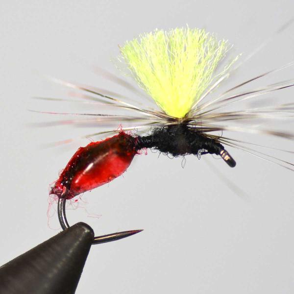 ハードシェルアントパラシュートフック：バーブレス／バーブド から選択可サイズ：#10・#12・#14・#16タイプ：ハーフサブサーフェス（半沈みタイプ）渇水期のスレたトラウトに特に強いハードシェルアントパラシュート。ボディには艶やかなハード...