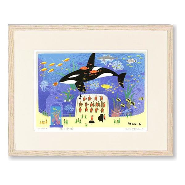 作品　　　： シルクスクリーン版画限定枚数　： 500枚額サイズ　： 53 x 41.5cm作品サイズ： 35 x 24cm重量　　　： 1.6kg（仕様）マット　　：生成りエンボスマット額表面　　：アクリル使用