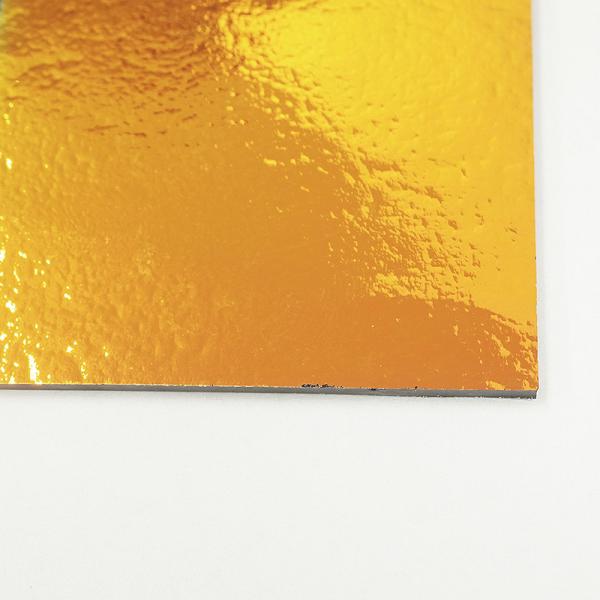 ダイクロガラスは膨張率90の、表面に金属加工がされたフュージング用板ガラスです。とても発色のきれいなガラスで色数も多く、フュージングの仕方次第で様々な色の変化を楽しめます。※ダイクロガラスは製造上の理由により、色はバラツキがあります。※ダイ...