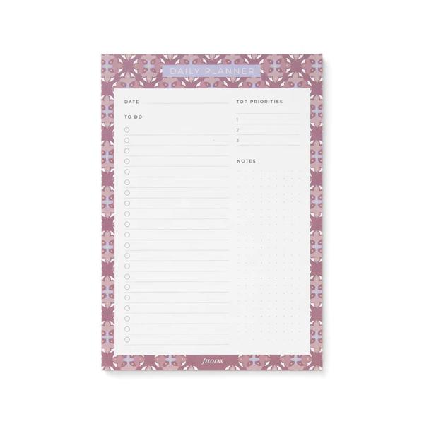 「Mediterranean」コレクションのプランニング用メモ帳を使って、毎日の家事やTO DOを記録しましょう。美しいプリントが施され、メモ帳の裏面にはマグネットが付いているので、冷蔵庫のドアに貼っておくことができます。100gsmの万年...