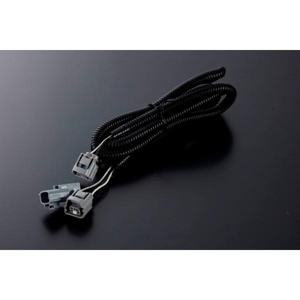 花魁 テールランプ用 分岐/変換ハーネスOBH-IULM-ML1M【適合車両】・純正のバックランプが《1個》の車両　→1個を2個に分岐します・いすゞ大型/ギガ(2010年〜)　いすゞ中型/フォワード(2021年〜)・UD大型/クオン(201...