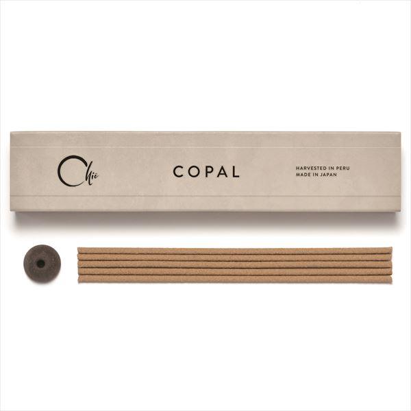 【発売日：2025年05月28日】１００％天然香原料のみを使用した自然由来の香り選りすぐりの原料を巧みに調和させました素材を活かしたお香を作るため、お香の長さや燃焼時間の調整をあえて行っていません合成香料・染料不使用陶製（瀬戸焼）の香立付き...