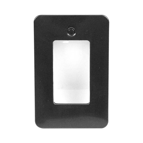 ◆◆用途◆◆外出先で細かい字の閲覧。◆◆機能◆◆カードサイズの拡大鏡として、財布、名刺入れ、定期入れなどに入れられて、外出先でも便利に使用できます。◆◆仕様◆◆●色：ブラック。●倍率：約2倍。◆◆材質◆◆●本体：ABS樹脂。●レンズ：アクリ...