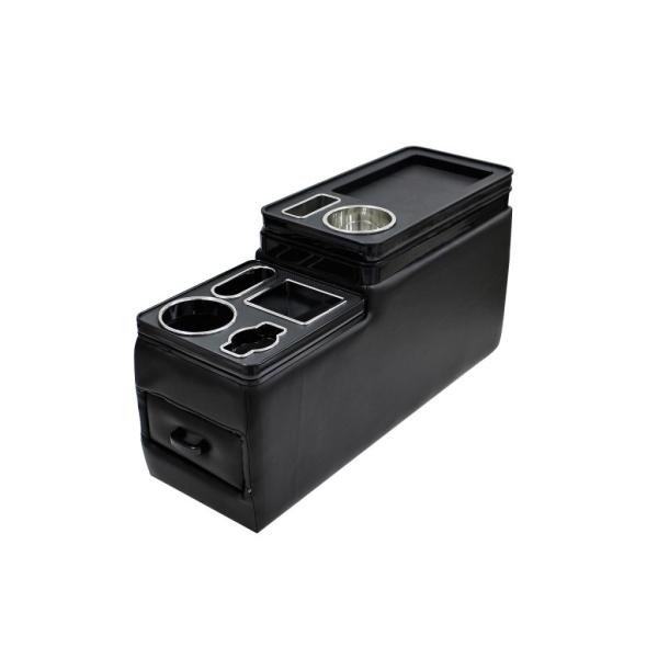 ●ソリッド感のあるシンプルなフォルム。●使い勝手が良い大小の小物入れ。●シックなオールブラックボディー。●車内環境を損なわないローダウン設計。●高級感のあるメッキ仕様。●落ち着いた機能美が愛車をクールに演出。●お好きな位置にマジックテープで...