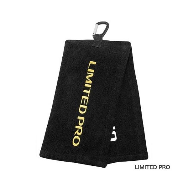 樹脂製カラビナ付、ブランドロゴ入りタオル。