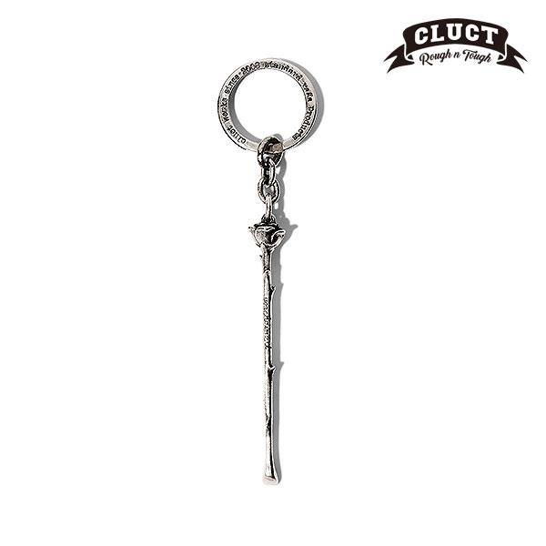 CLUCT クラクトバラをモチーフとしたこの耳かきは、高級感あふれる真鍮素材で作られており、日常使いにぴったりなアイテムです。キーホルダーとして常に持ち歩くことで、必要なときにすぐ使える手軽さが魅力です。シンプルでありながら、使い込むほどに...