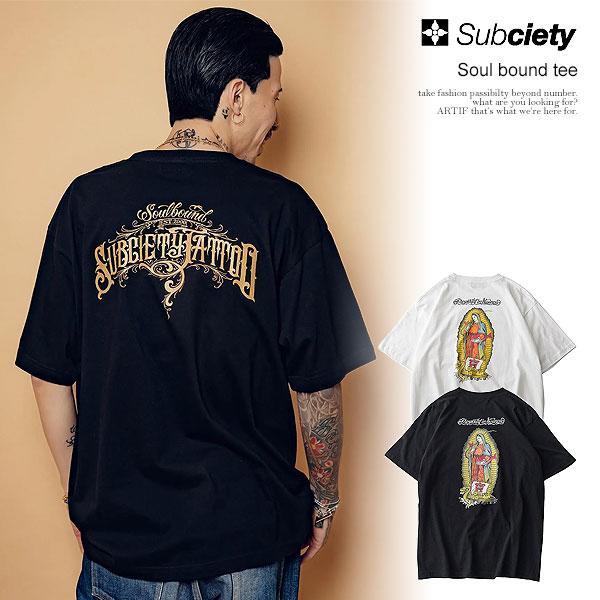 【発売日：2026年04月27日】SUBCIETY サブサエティ●商品説明Subcietyが運営する架空のタトゥースタジオをイメージしたS/S Tシャツ。6.2オンスのコーマ糸天竺生地を採用。細やかに描かれた唯一無二のロゴはブランドの世界観...