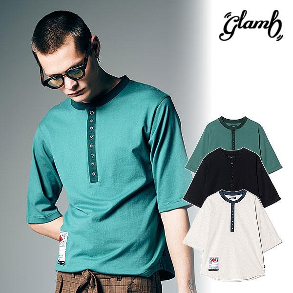 glamb グラム●商品説明glamb秋冬のカットソーラインで人気を博してきたAugusta Cutsewを軽やかな五分袖でリリース。一番上のみ色違いとなる8つボタンを備えた深めのヘンリーネックはシリーズを踏襲。ボタンを開閉することでお好み...