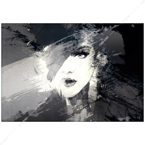 Luxe art for Interior COCO EURO魅せるデザイン＋最高級マテリアルの融合秀逸なプロダクトデザイン フレームレスインテリアアートココユーロは大切なゲストをお迎えする特別なシーンを華やかに彩ります。COCO PLEX...