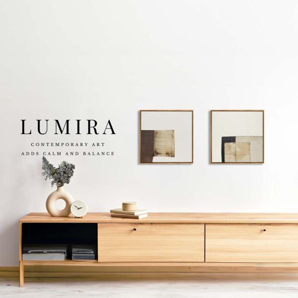 空間の印象を、静かに上げる。LUMIRAは、ホテルの客室や廊下などに最適なサイズ感とデザインを両立したアートシリーズです。モダン・和モダン・北欧寄りの内装に調和する、グレージュやホワイトの抽象的な構成が特徴。複数枚並べても視覚的な圧迫感がな...