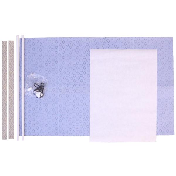 セット内容：台紙(上質紙 386×594mm/両面印刷・別柄)1枚、描画用板締和紙(B4サイズ)3枚、掛軸棒2本、棒用キャップ4個、柄テープ2枚、江戸打ちひも約600mm1本、説明書手軽に本格的な掛軸風の展示ができるセットです。台紙は片面は...