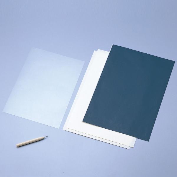 透明PET樹脂板 中(234×330mm)1枚版画用和紙8切(272×394mm)2枚カーボンペーパー8切(270×390mm、黒)1枚ニードル角針(127mm)1本 説明付