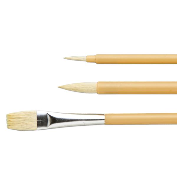 面相筆(小)、彩色筆(中)、平筆(4号)各1本材質：ナイロン毛(ネオゴート)、ABS軸面相筆：全長約198mm、穂丈約17mm、穂根元径約2.5mm、口金幅約4.5mm、軸幅径約6.2mm彩色筆：全長約200mm、穂丈約25mm、穂根元径約...