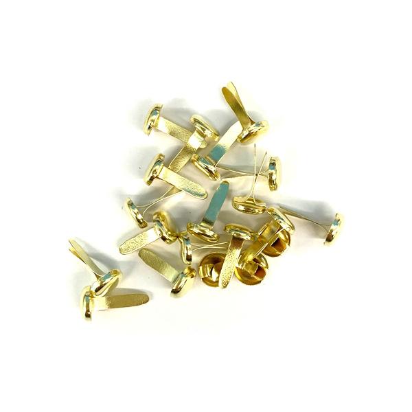 入数：20個入サイズ：頭径/約8mm、足長/約13mm紙工作の可動部分の細工に、塩ビ板、アクリルなどを接着剤が使いにくい工作の固定などに便利です。