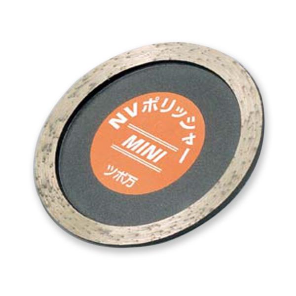 サイズ：直径70×2.2×6×M10ネジmm特徴：小径のため周速小さい。ボス付きで振動小さい。軽量。電動工具に慣れていない人も安心。用途：陶芸用の棚板・棚柱の釉薬の除去などに抜群の威力。ディスクグラインダーに取り付けて使います。研削力が大き...