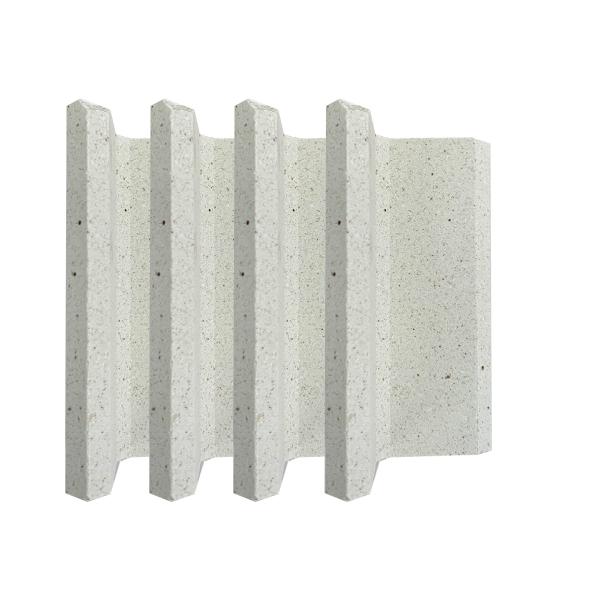 入数：4個高さ：12cm窯詰めで、作品を載せる棚板の支柱として使用します。※材質上、角に欠けがある場合がございます。※高さを出す道具ですので、使用に支障はございません。予めご了承ください。