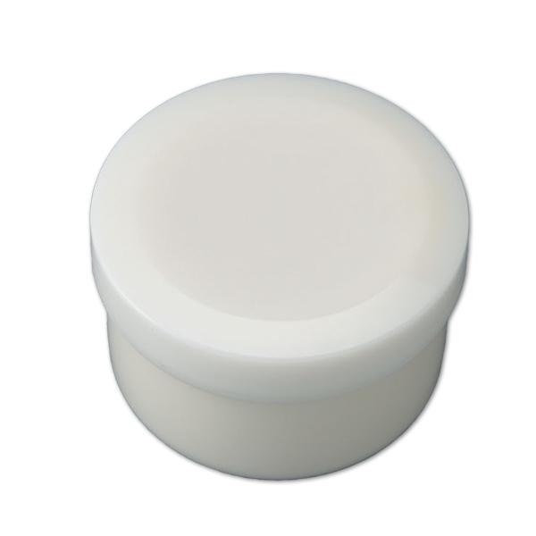 容量：100g100％天然、未精製のシアバターで、木彫用のワックスや石彫のつや出しとしても使えます。口に入っても安全な油脂です。シアバターは、アフリカ大陸に自生する、シアの木になるシアナッツから抽出したものです。シアバターには、皮膚を柔らか...