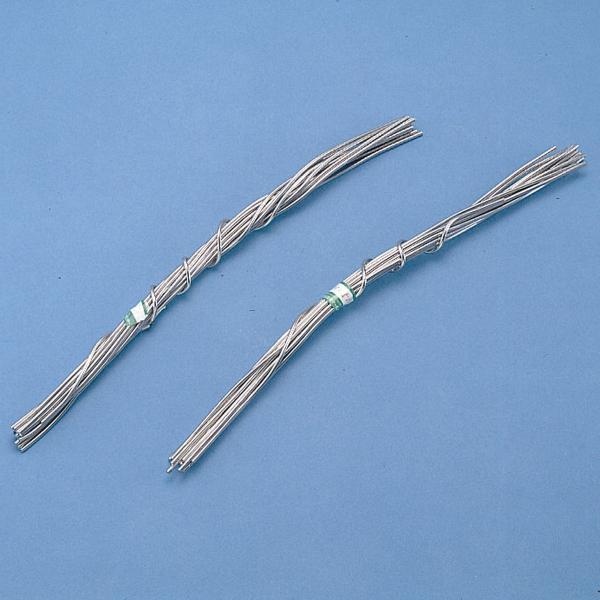 14本組直径：3mm1本の重さ：約25g銅テープ用のはんだです。ヤニは入っていません。