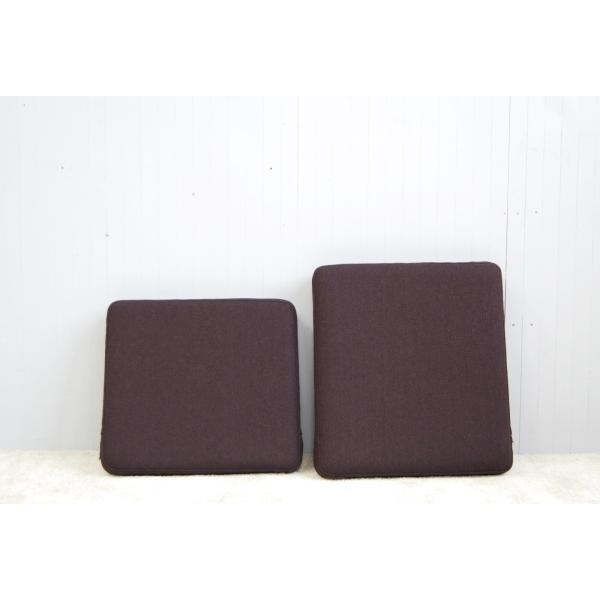 替えカバーのみの販売です。ソファ本体・クッションは付属しません。背 幅520mm 奥行き470mm高さ75mm　座 幅520mm 奥行き570mm 高さ75mm（実測）ハンス・ウェグナーGE290の1人掛け用の替えカバーです。背面1個、座面...