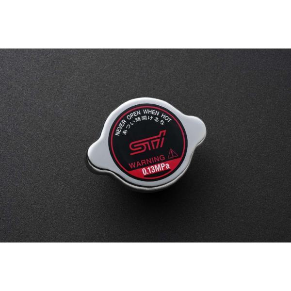 ■フォレスター・ＳＬ　ＳＴＩラジエーターキャップ新品です。【適応】　ＳＬ　(Ｂ型〜)　【部品番号】ST45137ST001●開弁圧を標準の108kPa（0.108MPa）から130kPa(0.13MPa)に変更。スポーツドライビングやサーキ...