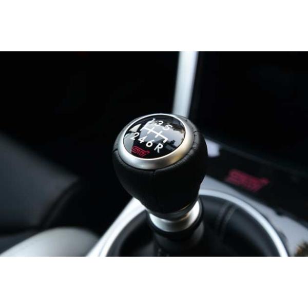 ■ＳＵＢＡＲＵ　ＷＲＸ・ＶＡ　Ｓ２０７ シフトノブ新品です。　【部品番号】ＳＴ３５０２２ＳＴ１７１【適合】　ＶＡ　Ｓ２０７用（６ＭＴ） ※画像はイメージです。シフトノブのみの販売です。■本州送料無料です。(北海道・四国・九州は別途８００円掛...