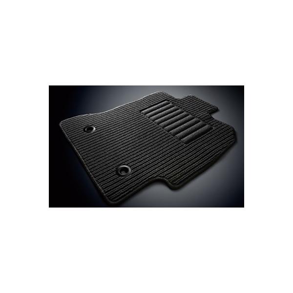 ■ＢＲＺ・ＺＣ　フロアカーペット新品です。 【適応】　ＺＣ (Ａ型〜Ｅ型)　※ＲＡ Racingを除く。　　 【部品番号】Ｊ５０１７ＣＡ２１０*４席分４枚セット*運転席２点留め。*吸音タイプ。■本州送料無料です。(北海道・四国・九州は別途８...