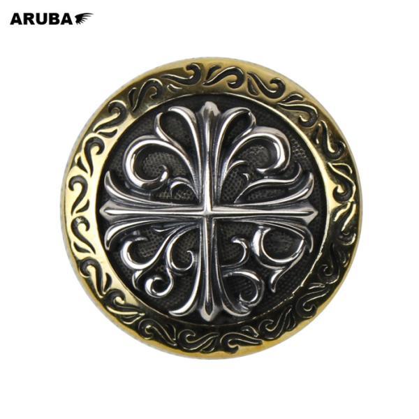 【素材】シルバー925ブラス(真鍮)【サイズ】・直径 : 34mm・厚み : 12mm・重量 : 15g【ご注意】※モニターの発色具合によって実際のものと風合いが異なって見える場合がございます。※製作工程における多少のキズや汚れ、製作時期に...