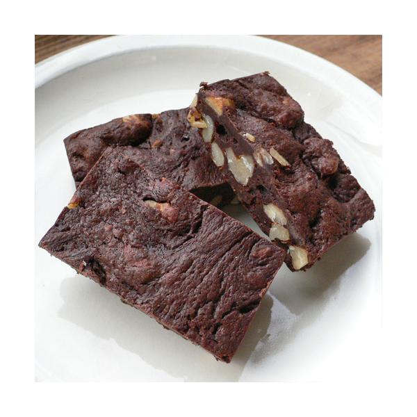 チョコ＆くるみのハーモニー！【ギフト包装：無料です】■ブラウニー（1セット：3切れ）・原材料：クーベルチュールチョコレート、バター、グラニュー糖、卵、くるみ、カカオマス、ココアパウダー、生クリーム、ラム酒■1切れサイズ：約3cm×5.5cm...