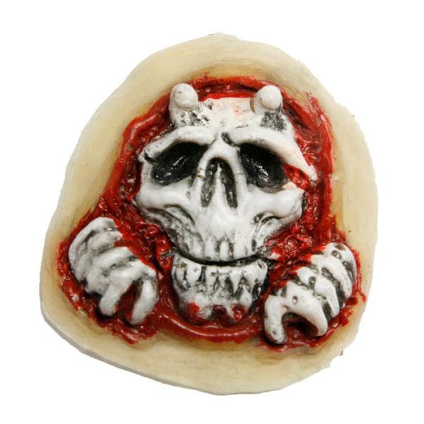 【 SKULL PEEKING OUT WOKシリーズ シールタイプ シネマシークレット ハロウィン 仮装 特殊メイクアップ コスプレ 映画撮影 舞台 演劇】接着面がシールになっているので、肌以外の小物などに貼ってインテリアとしても楽しめま...