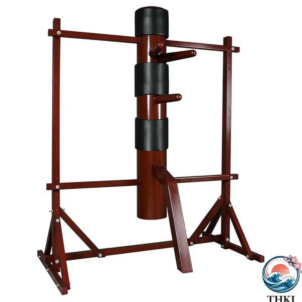 【身長165〜185cm対応自在調節】165cmから185cmの幅広い身長に対応する高さ調節機構を搭載。ご自宅や道場で複数ユーザーが共用する場合も、一人ひとりに最適な高さで伝統的な詠春拳トレーニングを実現します。【高品質無垢材耐久性と打撃感...