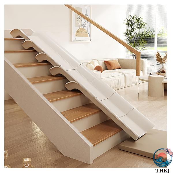 ? 【使い勝手抜群！簡単設置収納自由】階段にすぐ取り付け / 取り外し OK！積み重ね収納でスペース節約 50% 、屋内屋外どこでも楽しめる、いつでも解体再構築可能な遊具です。? 【多重安全設計 お子様の遊びを守る】滑り止めベース + クッ...