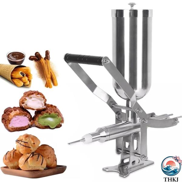 ? 【食品ジャム充填機】このジャム充填機は高品質のステンレス鋼で作られており、表面は滑らかで光沢が良好です。耐食性と耐久性に優れ、お手入れも簡単です。ラテンフルーツやドーナツ、その他のペストリーにクリームやゼリーを詰めるのに最適です。? 【...