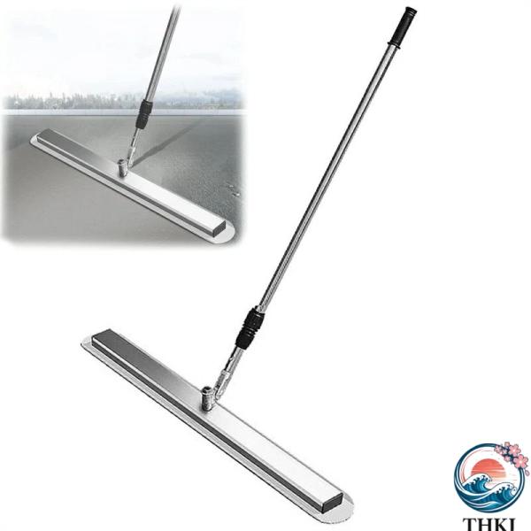 軽量且つ頑強なステンレス鋼製です。 自在金具付なので柄の角度を自由に調節できます。 ヘッドが360°調整可能です。 ハンドルが1200〜2200mmまで伸縮可能です。 コンパクトに収納でき、狭い箇所の作業も容易です。 コンクリート打設後のア...