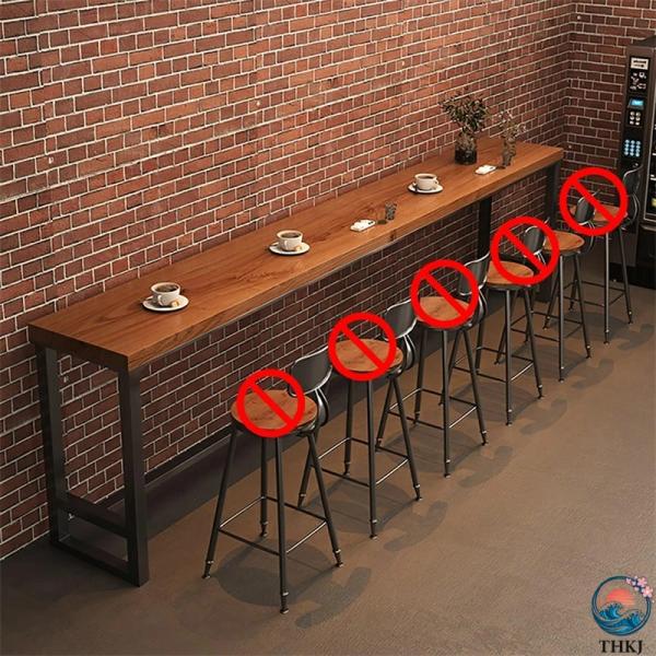 仕様： 製品の材質：松 製品サイズ: 140×40×105cm,160×40×105cm,180×40×105cm 製品の色:茶色 製品形状:矩形 1.環境にやさしく健康的なバーテーブル。松材は高貴な質感を持ち、耐久性と安定性を保証します。...