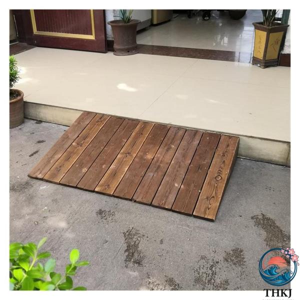 【耐久性と安定性】：この頑丈なスレッショルドランプは天然木で作られています。 軽量で、ある場所から次の場所へ簡単に移動できるため、利便性が向上します。 （容量600ポンド）【滑り止めアクセススロープ】：摩擦やトラクションを高め、横滑りを防ぎ...