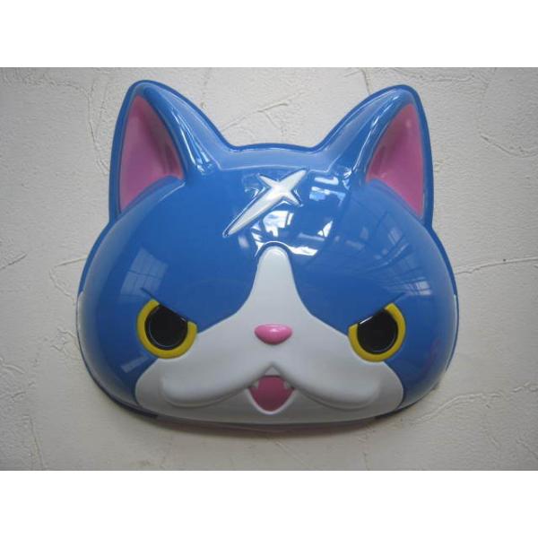 お祭りや縁日で販売されているキャラクターお面です。お子様の変身ごっこやヒーロー・ヒロイン遊びに大活躍！また飾りとしてお好きなキャラをお部屋に飾って楽しく彩ってみてはいかがでしょうか？