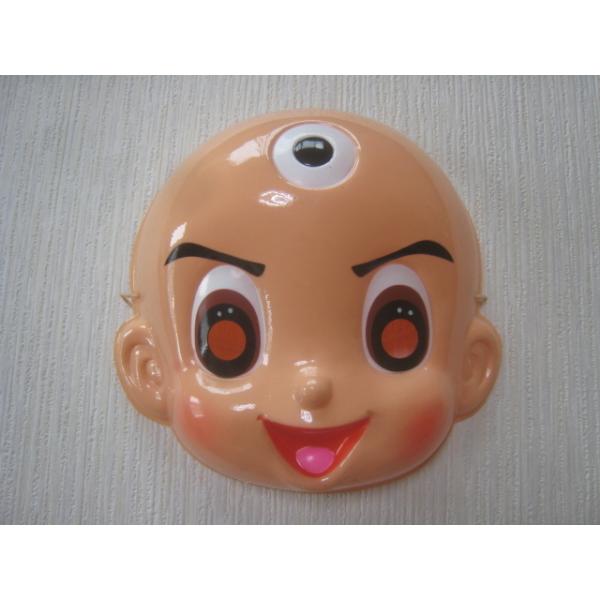 お祭りや縁日で販売されているキャラクターお面です。お子様の変身ごっこやヒーロー・ヒロイン遊びに大活躍！また飾りとしてお好きなキャラをお部屋に飾って楽しく彩ってみてはいかがでしょうか？