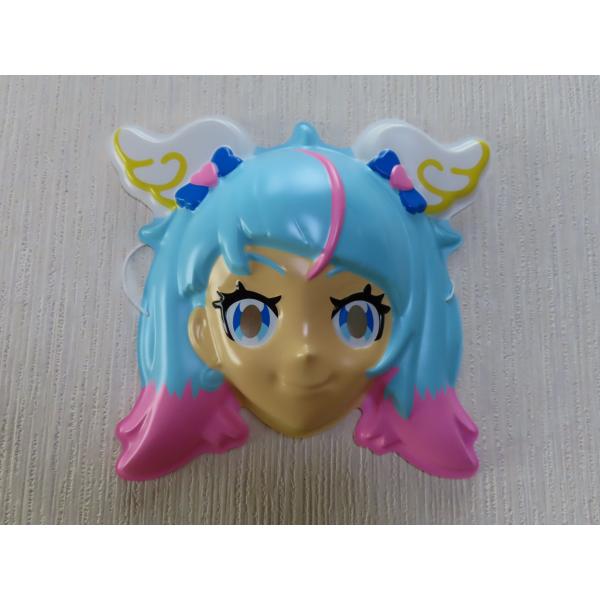 お祭りや縁日で販売されているキャラクターお面です。お子様の変身ごっこやヒーロー・ヒロイン遊びに大活躍！また飾りとしてお好きなキャラをお部屋に飾って楽しく彩ってみてはいかがでしょうか？