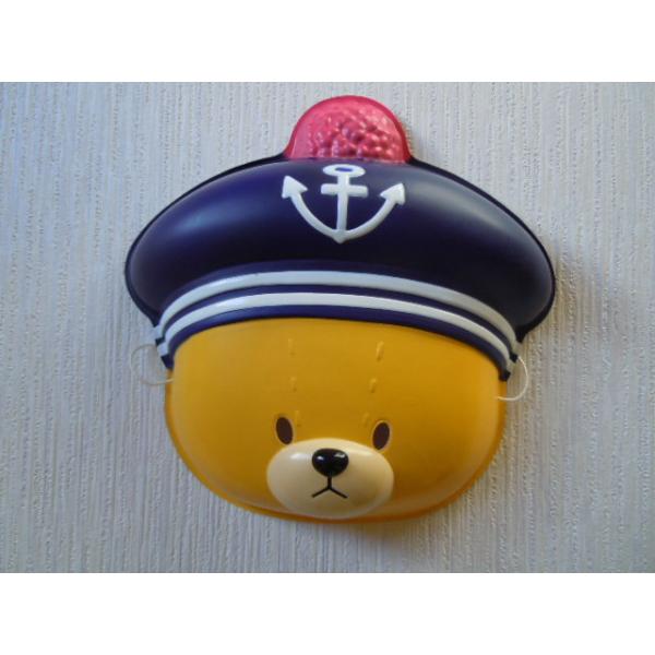 お祭りや縁日で販売されているキャラクターお面です。お子様の変身ごっこやヒーロー・ヒロイン遊びに大活躍！また飾りとしてお好きなキャラをお部屋に飾って楽しく彩ってみてはいかがでしょうか？