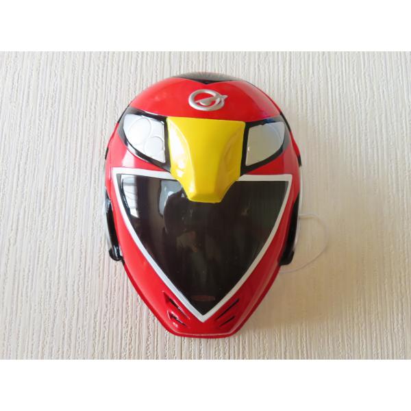 昔からお祭りや縁日で販売されているキャラクターお面です。お子様の変身ごっこやヒーロー・ヒロイン遊びに大活躍！また飾りとしてお好きなキャラをお部屋に飾って楽しく彩ってみてはいかがでしょうか？