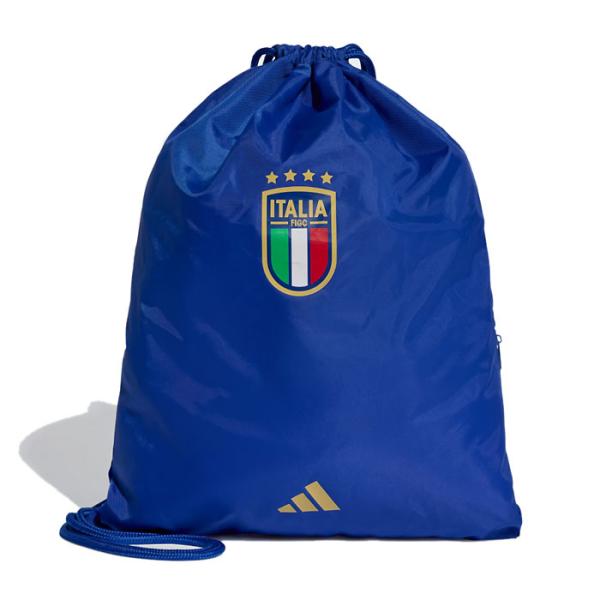 【メーカー】adidas（アディダス）【カテゴリー】サッカー【分類】バッグ【商品説明】ギアをスタイリッシュに持ち運べるイタリア代表ジムサック。ドローコードは持ち運びに便利なショルダーストラップとしても使えて、サイドには小物を出し入れしやすい...