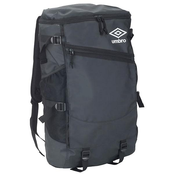 【メーカー】UMBRO（アンブロ）【カテゴリー】サッカ−【分類】バッグ【商品説明】多収納バックパック。本体内部背面にはPCが入れられるポケット。正面・上部には小物収納ポケット付きで筆記用具等の収納に便利です。両サイドには、大き目のメッシュポ...