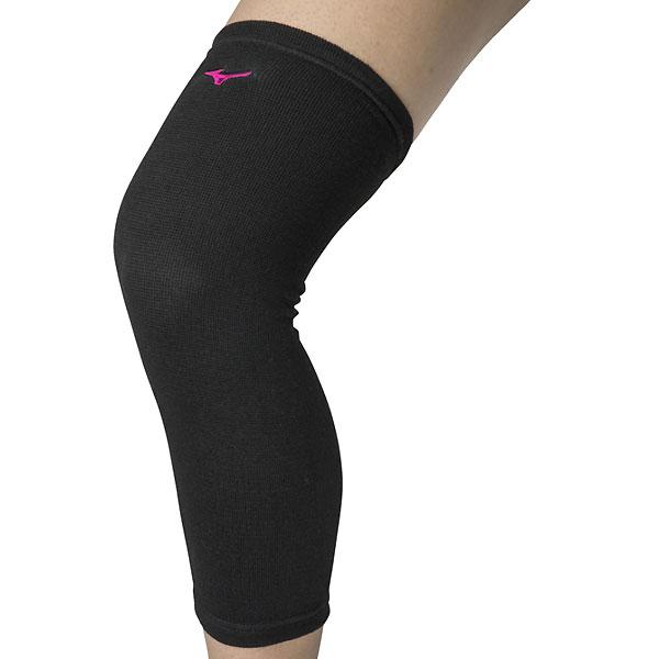 【メーカー】ミズノ（MIZUNO）【カテゴリー】バレーボール【分類】サポーター・テープ【商品説明】パッド無しのひざロング丈タイプです。【カラー・仕様・サイズ】カラー：97（ブラック×マゼンタ）素材：ポリエステル/ゴム/綿/その他サイズ：フリ...