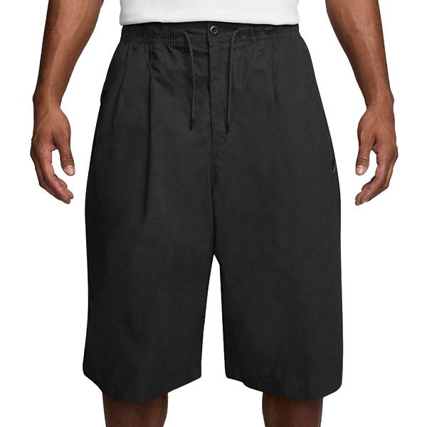 【メーカー】ナイキ（NIKE）【カテゴリー】マルチSP【分類】ショートパンツ【商品説明】ウーブン素材のショートパンツ。 大きめのフィット感でプリーツのあるデザイン。【カラー・仕様・サイズ】カラー：（010）ブラック/ブラック素材：コットン1...